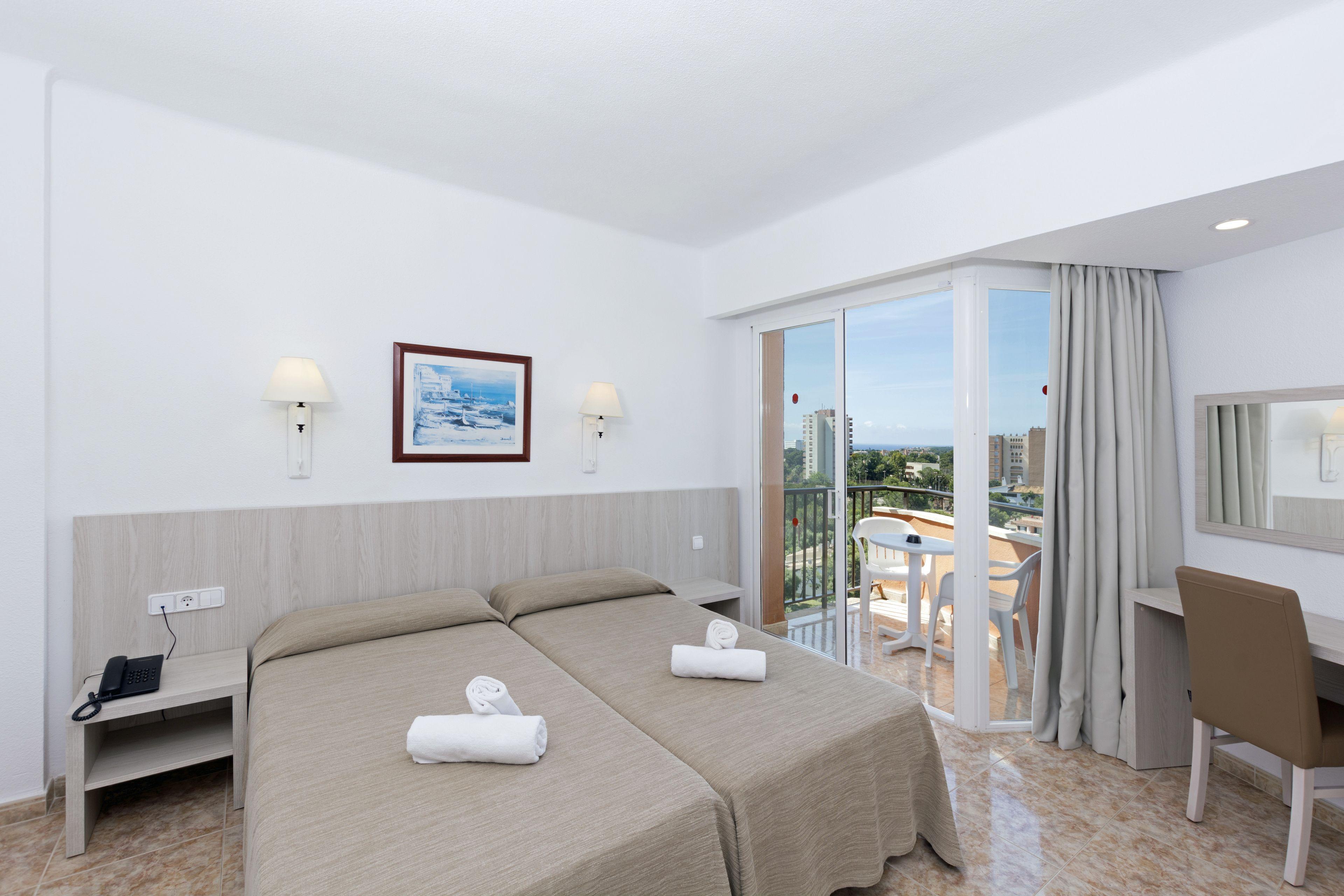 HOTEL HSM CANARIOS PARK | ⋆⋆⋆ | CALAS DE MALLORCA, SPAIN | SEASON DEALS ...